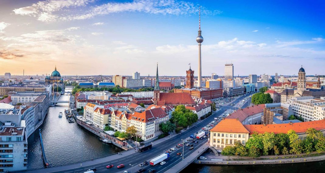Berlin travel blog — The fullest Berlin travel guide for first-timers ...