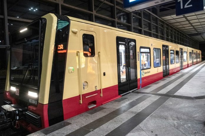 Guide to rail transport in Germany — Germany train guide & How to ...