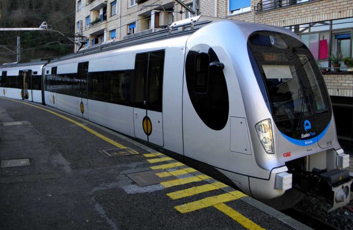 Guide to rail transport in Spain — How to travel around Spain by train ...