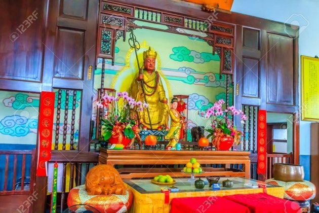 Get lost in Xuanzang Temple — A temple worshiping the Master monk Tang ...