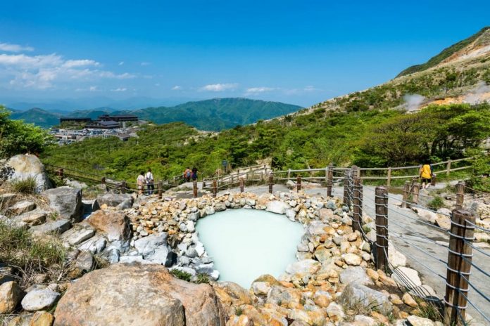 Visit Owakudani Hakone — How to get to Owakudani & what to do in ...