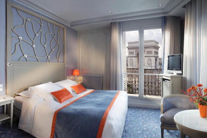 Hotel Splendid Etoile Paris review — Once luxurious in Splendid Etoile ...