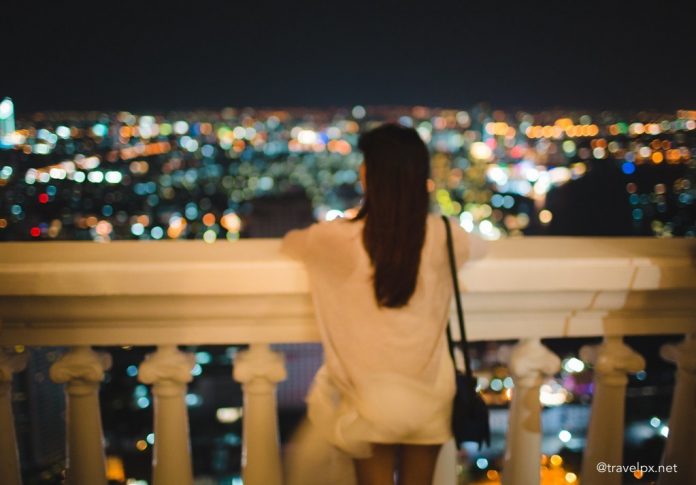 Lebua Sky Bar review — Experience one of the best rooftop bars at ...