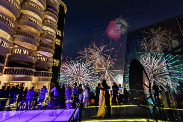 Lebua Sky Bar review — Experience one of the best rooftop bars at ...