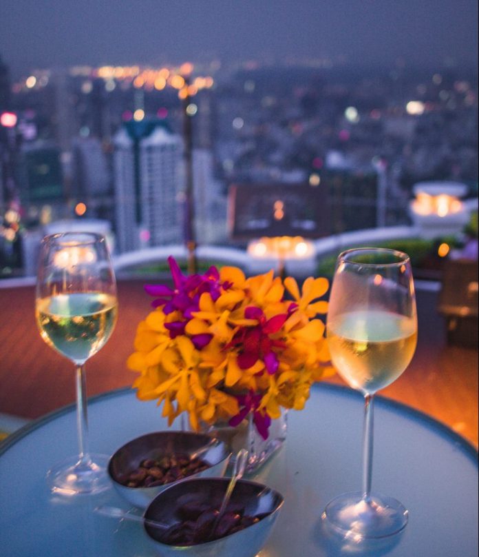 Lebua Sky Bar review — Experience one of the best rooftop bars at ...