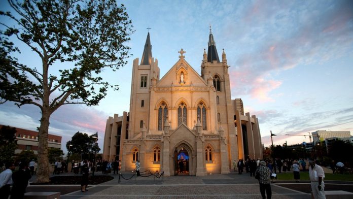 Perth travel blog — The fullest Perth travel guide for a great budget ...