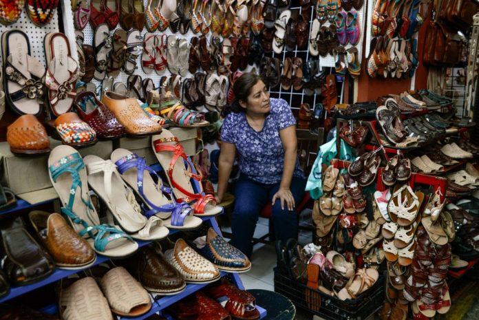 What to buy in Mexico? — Top 15+ souvenirs & best things to buy in ...