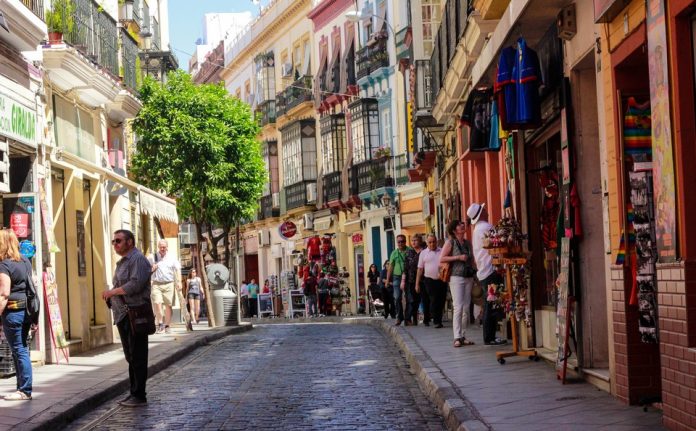 The FULLEST Seville guide: Top things to do, Eat, stay & MORE - Living ...