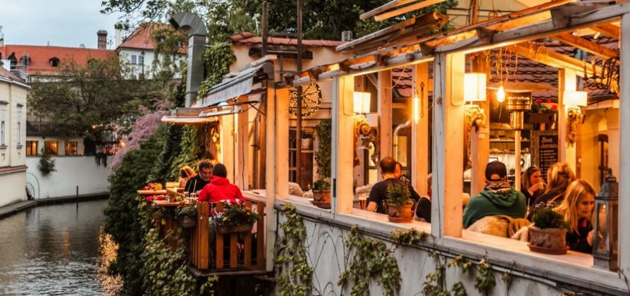 What to eat in Prague? — 9 must eat food in Prague & best places to eat ...