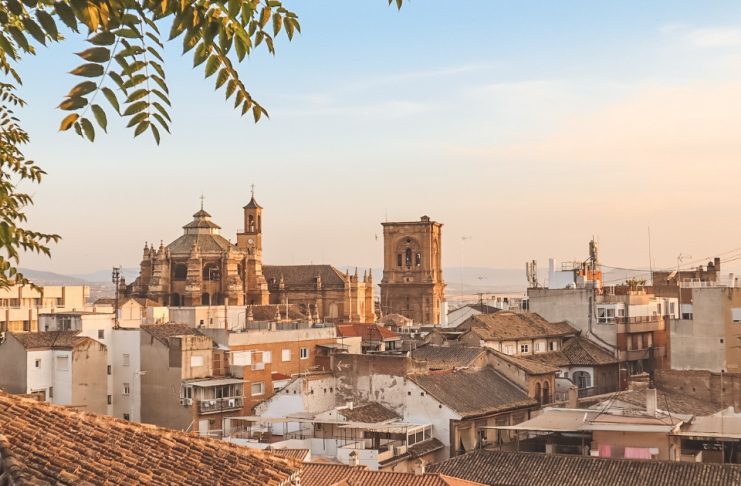 granada old town - Living + Nomads – Travel tips, Guides, News ...