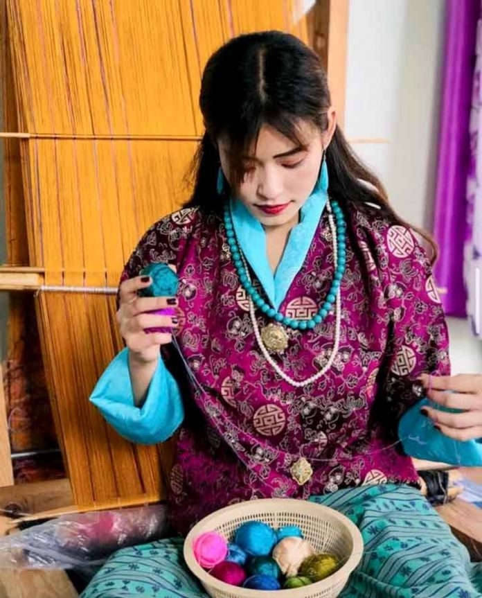 What to buy in Bhutan? — Top +19 must-buy souvenirs & best things to ...