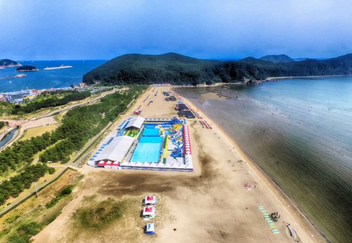 Dadaepo beach - Living + Nomads – Travel tips, Guides, News & Information!