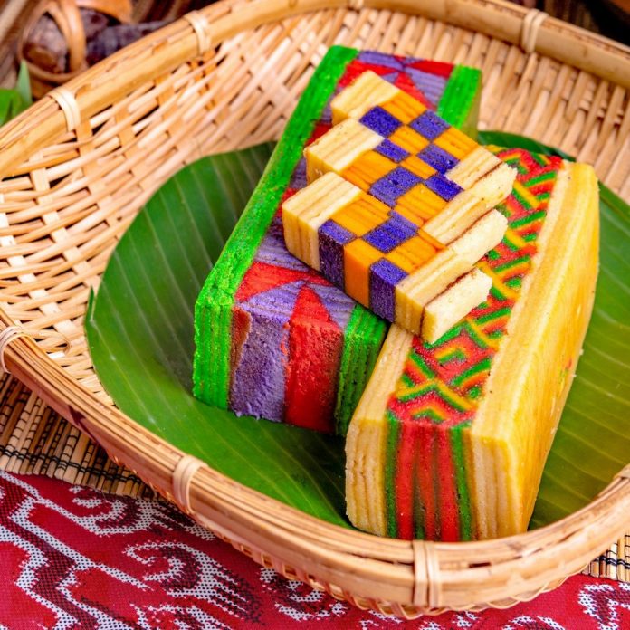 What to eat in Kuching? — 10 best food in Kuching & must eat food in ...