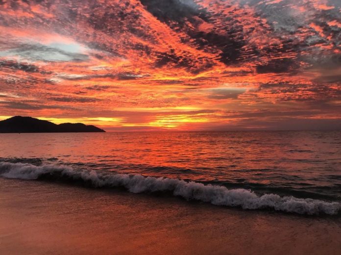 Top beaches in Penang — 7+ most beautiful & best beaches in Penang ...