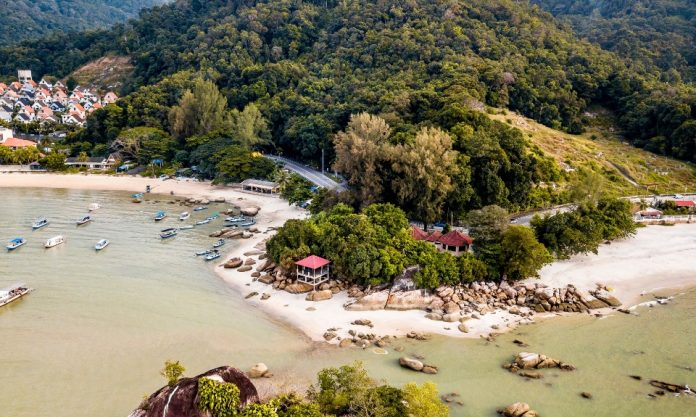 Top beaches in Penang — 7+ most beautiful & best beaches in Penang ...