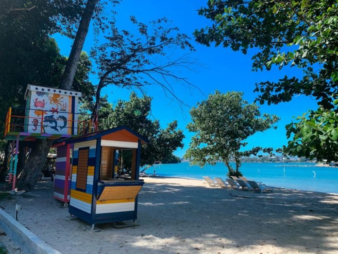 pulau jerejak beach5 - Living + Nomads – Travel tips, Guides, News ...