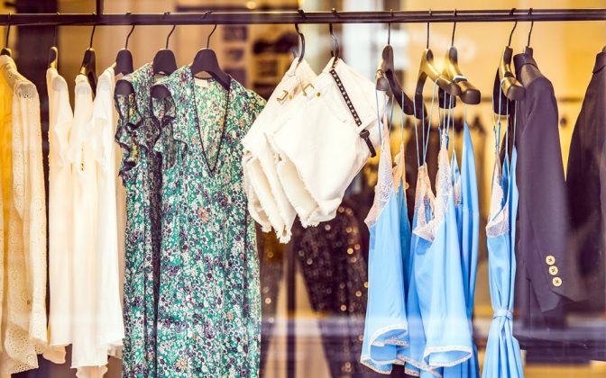 What to buy in France? — 25+ must-buy souvenirs, gifts & best things to ...