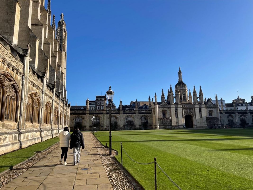 Architecture, beautiful interior of Cambridge University. - Living ...