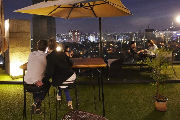 Seoul nightlife — 15+ top sky bars & best rooftop bars in Seoul ...
