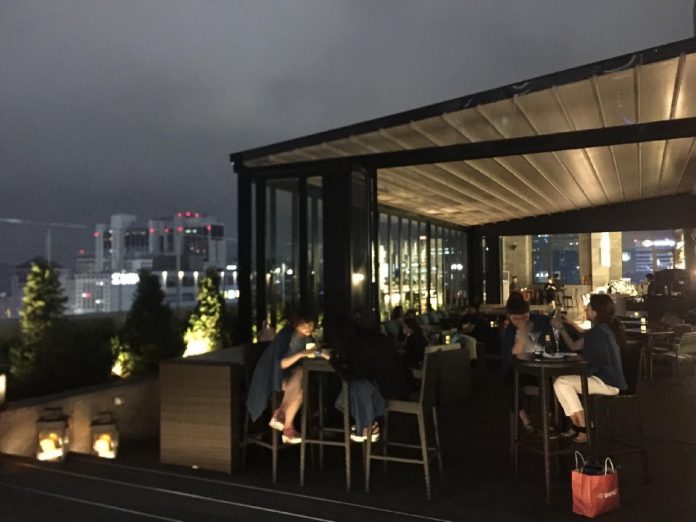 Roof-top Bar Floating @ L7 Myeongdong1 - Living + Nomads – Travel tips ...
