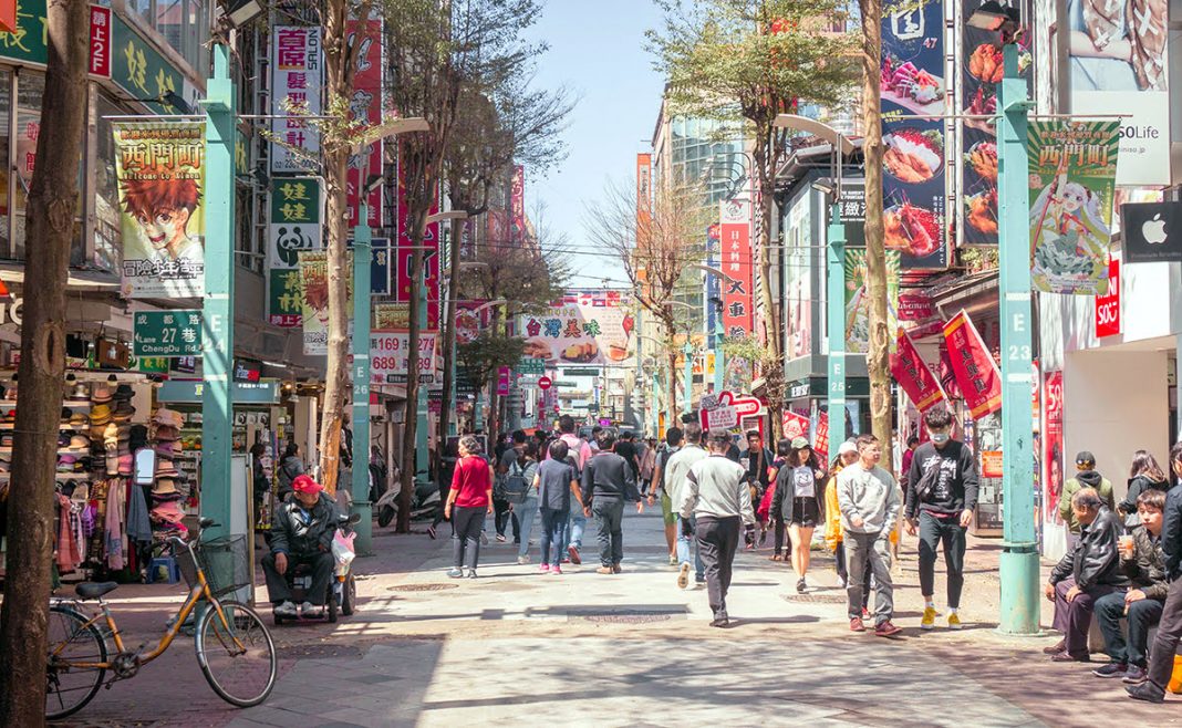 Where to shop in Taipei?— 10+ top shopping malls & best shopping places ...