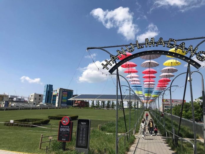 Sajik Park & Observatory343 - Living + Nomads – Travel tips, Guides ...