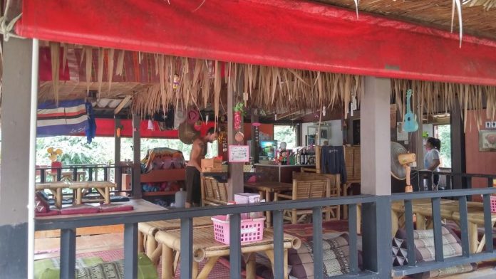 Where to eat in Koh Phangan? — 10+ best places to eat & best restaurants in Koh Phangan - Living ...