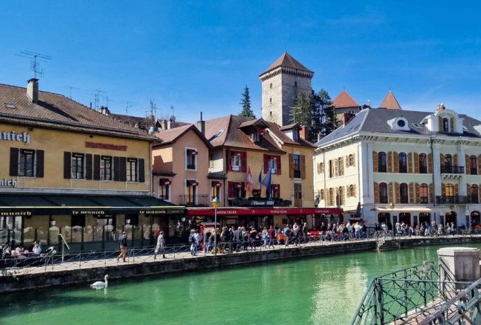Annecy travel blog — The fullest Annecy travel guide for first-timers ...