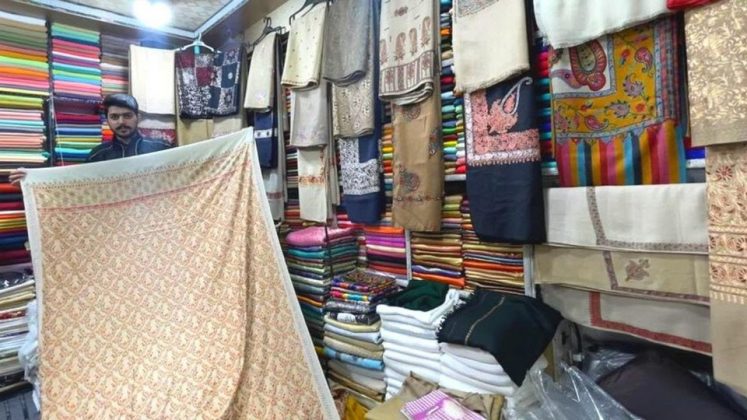 Must buy in Nepal — 15+ top souvenirs, best gifts from Nepal & best ...