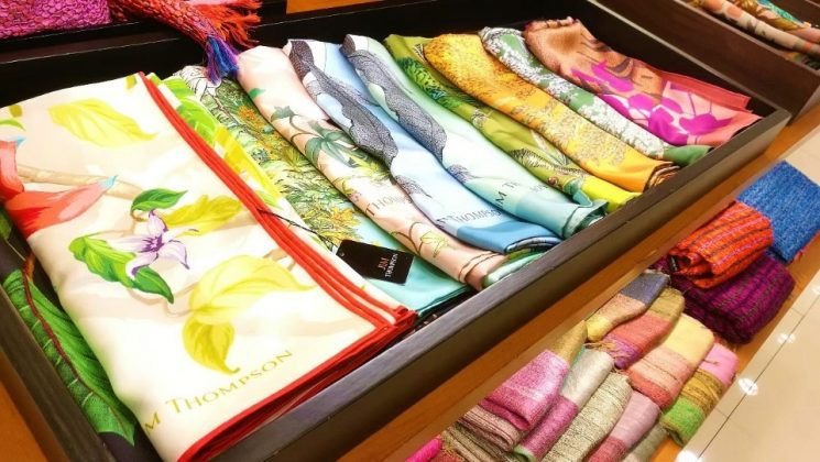 What to buy in Thailand? — 15+ top souvenirs to buy & best gifts from ...