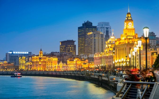 Guide to the Bund Shanghai. Where to go & what to do in the Bund ...