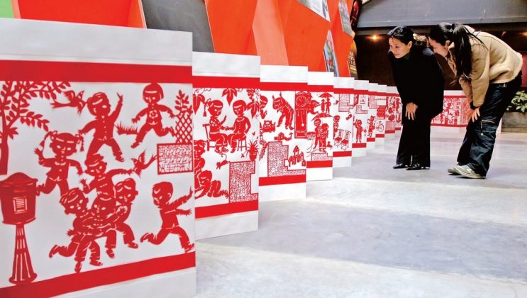 Xi'an shopping guide — 11+ what to buy, top Xian souvenirs, gifts ...