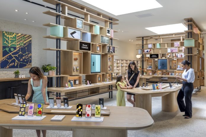What to buy in New York City? — 13+ must-have souvenirs, gifts & best ...