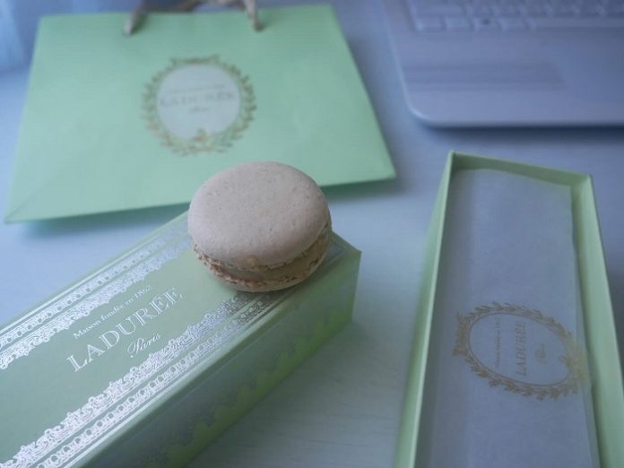 What to buy in France? — 25+ must-buy souvenirs, gifts & best things to ...