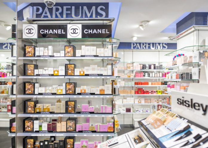 What to buy in France? — 25+ must-buy souvenirs, gifts & best things to ...