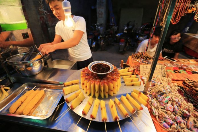 Guide to Xian nightlife (Xi An China nightlife) — 9+ what to do, where ...