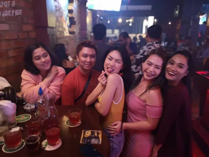 Best bars Georgetown Penang — 11+ good, cool & best bars in Georgetown ...