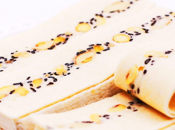 What to buy in Chongqing? — 9+ must-buy souvenirs, best things to buy ...