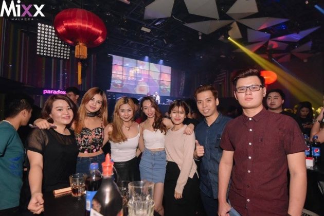 Guide to Malacca nightlife — 10+ where to go, top things & what to do ...