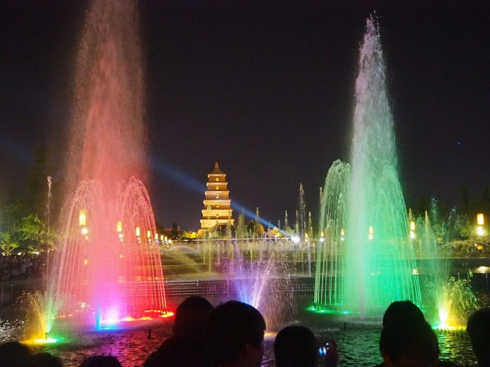 Guide to Xian nightlife (Xi An China nightlife) — 9+ what to do, where ...