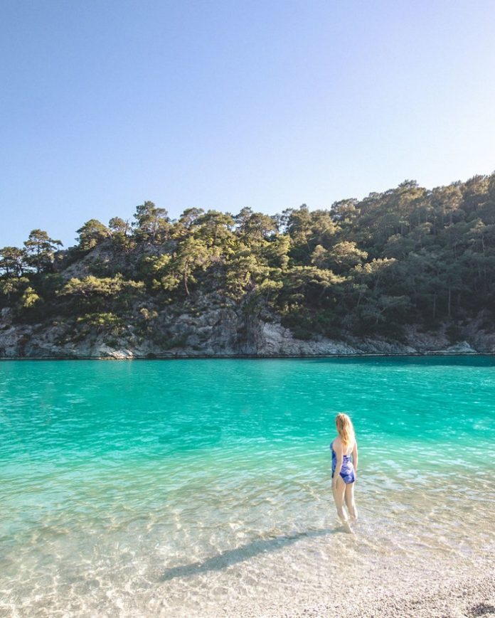 cleopatra turkey beach - Living + Nomads – Travel tips, Guides, News ...