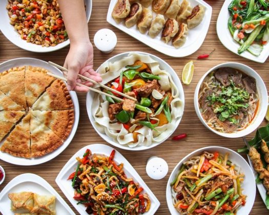 Must eat in Shanghai. 15+ famous dishes & best food to try in Shanghai ...