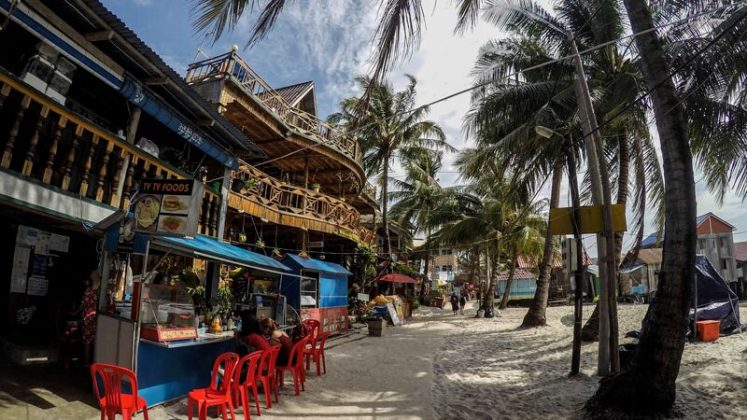 koh touch koh rong - Living + Nomads – Travel tips, Guides, News ...