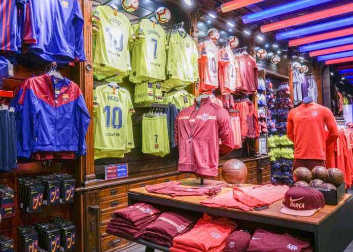 What to buy in Spain? — Top +18 souvenirs & best things to buy in Spain ...