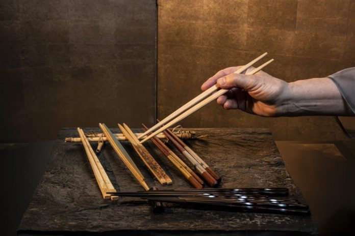 What souvenirs to buy in Japan? — Top 12+ must-have Japanese culture ...