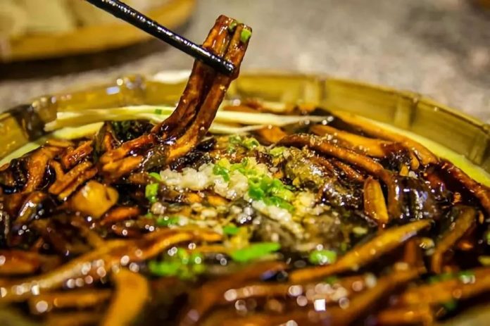 What to eat in Suzhou? — 13+ must-eat, famous Suzhou street food & best ...