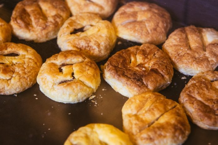 What to eat in Suzhou? — 13+ must-eat, famous Suzhou street food & best ...