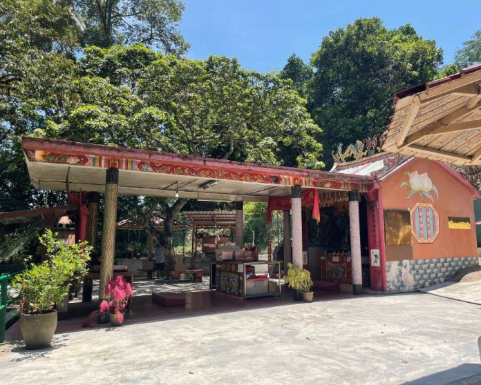 Pulau Ubin travel guide. The ultimate guide to the green island of ...