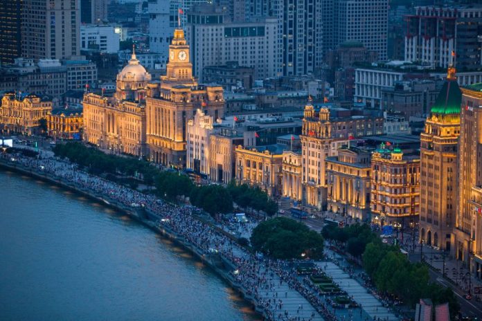 Guide to the Bund Shanghai. Where to go & what to do in the Bund ...