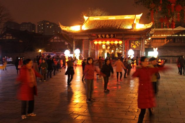 What to do in Chengdu at night? 11+ best things to do in Chengdu at ...